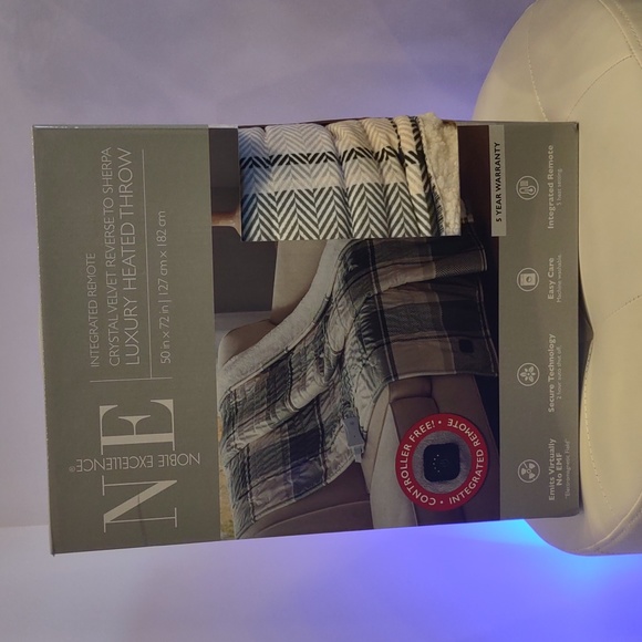 Noble Excellence | Bedding | Noble Electric Heating Throw Blanket Green ...